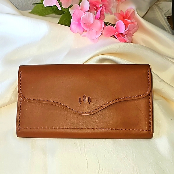 Portland Leather | Bags | Portland Leather Large Brown Honey Leather ...